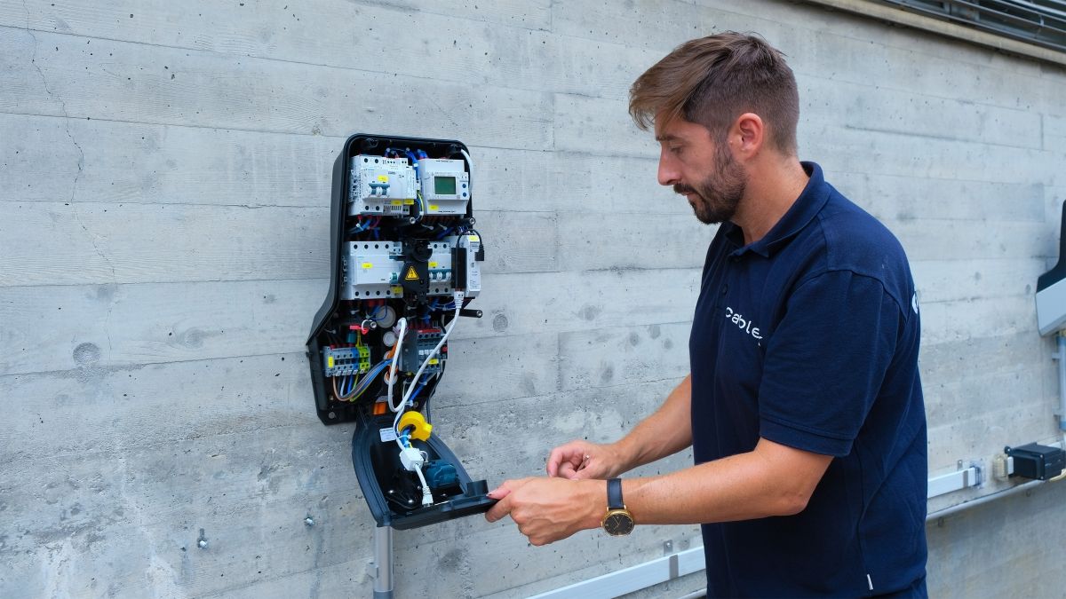 cablex installiert E-Ladestationen an sämtlichen Standorten. | cablex.